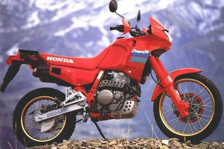 สื่ออังกฤษบอก ADV-Bikes ใหม่ Honda เป็นคลาส 250cc สวนฝั่งอเมริกาบอก ...