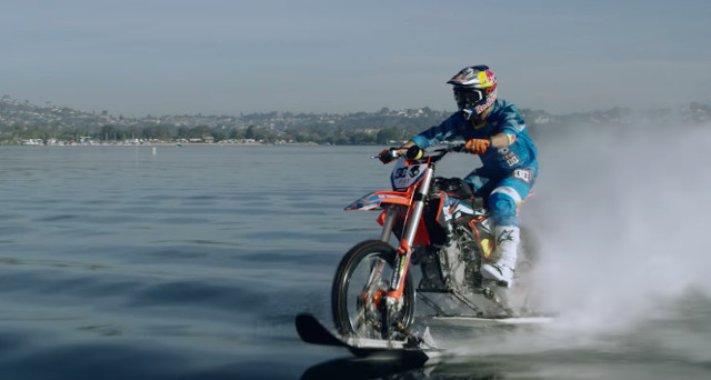Project Pipe Dream 2 ทำสถิติโลก ขี่มอเตอร์ไซค์บนน้ำ ด้วยระยะทางไกล ...