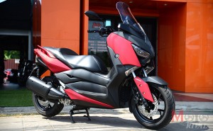 ชมตัวจริง 2020 Yamaha Xmax 300 ใหม่ ครบทั้ง 4 สี เพิ่มลูกเล่น Emblem ...