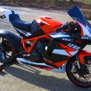 KTM RC1290 แปลง Super Duke R ราชาเน็คเก็ท ให้เป็น ซุปเปอร์ไบค์อวตาร RC8 ...