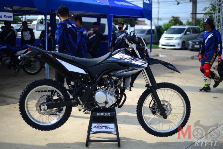 รีวิว Yamaha WR155 ตัวลุยน้องใหม่ค่ายส้อมเสียง ทดสอบขี่ใน Track Enduro ...