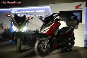 เทียบสเป็กเทคนิค 2023 Forza350 vs XMAX300 ราคาเท่ากันคันไหนดี? - Motorival.com
